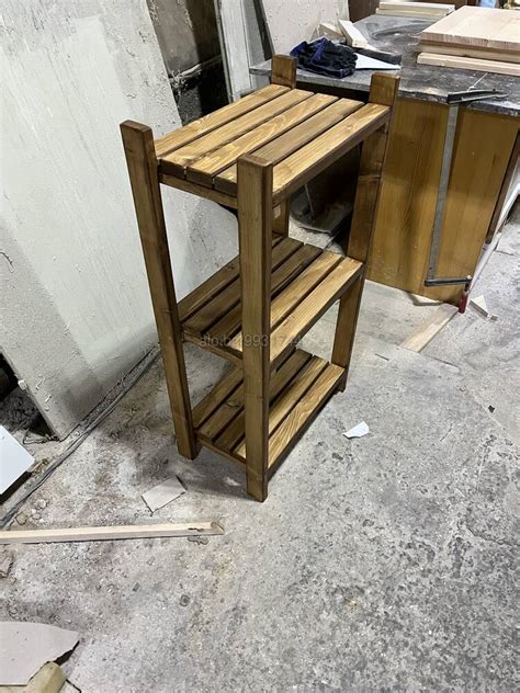 Дървен стилаж Секция етажерка Мебели за дома и офиса Велинград Дървен стилаж с три ра