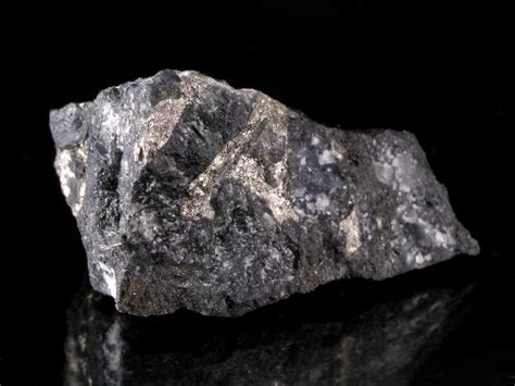 Palladium Facts, Symbol, Discovery, Properties, Uses