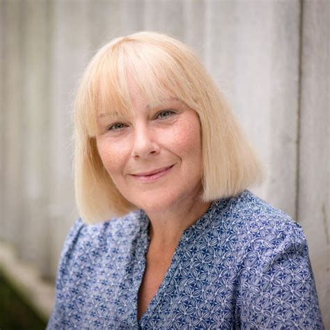 How To Avoid Executive Portraits Amanda Herbert Posted On The Topic