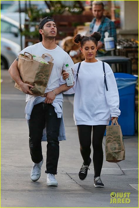 Ariana Grande Holds Hands With Boyfriend Ricky Alvarez At Whole Foods