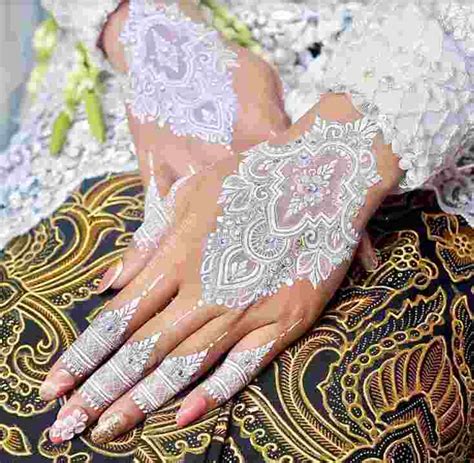 10 Contoh Kata Kata Promosi Henna Yang Bagus Dan Unik