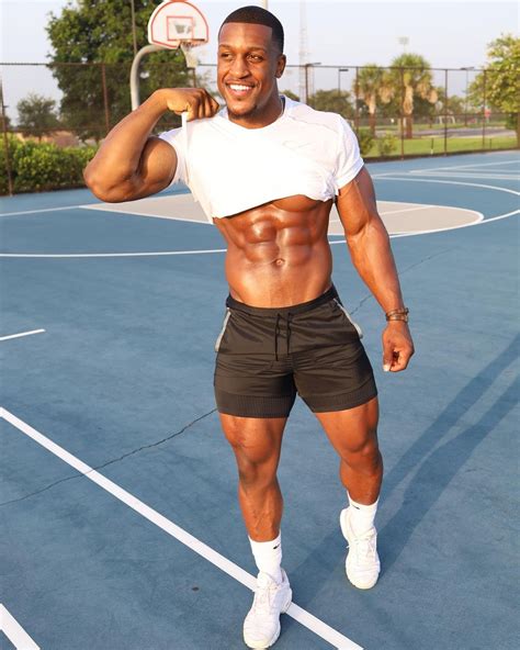 Meet Ashton Hall, Biography, Age, Height, Net Worth, Wife, Wiki, ASH Fitness Instagram Photos