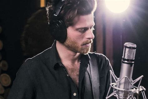 Scenestr Schooled By A Whos Who Of Australian Rock Melbourne Musician Aaron Schembri Is