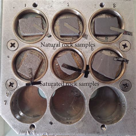Microscopic Experiment Of Rock Samples Under Natural Conditions And