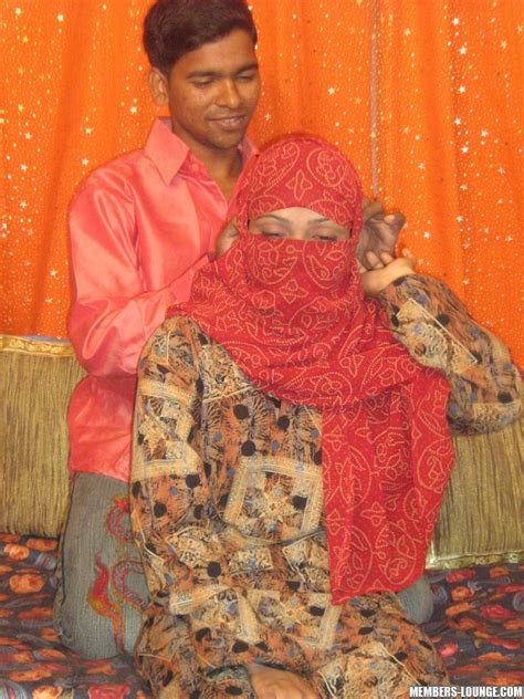 India Sex Slut Worms Up For Action Xxx Dessert Picture 5