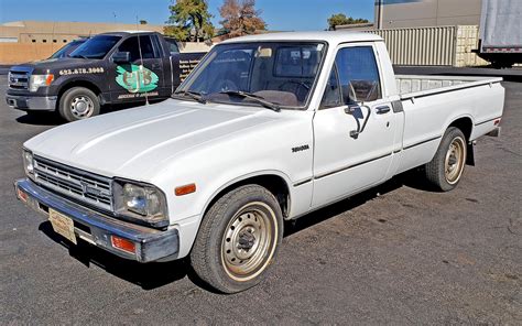 Lot 1982 Toyota 2wd Pickup Truck 1 2 Ton Deluxe
