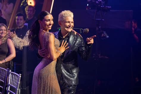 Former ‘dwts Pro Dancers Weigh In On Jenna Johnson And Corey Feldman Drama