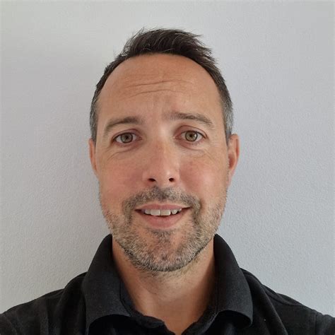Tom Robinson Massage Therapy Ltd