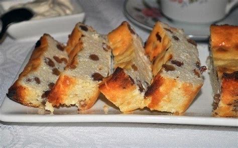 Творожная запеканка с изюмом без муки 165кк100грзависит от