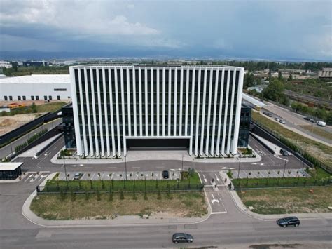 Шеф на Нова телевизия се обеси в тоалетната