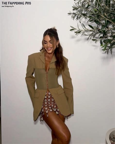 Camila Coelho Exposed Her Panties 13 Photos The Fappening