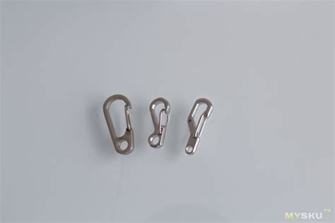 Небольшие карабины для ключей | Bathroom hooks, Hook