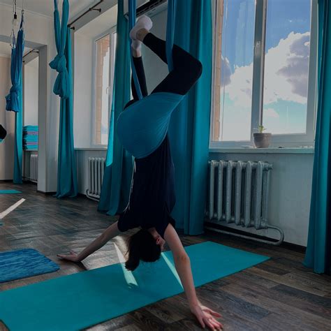 МАНІКЮР МК ЗЙОМКА КУРСИ ЖИТОМИР Процес перевтілення Було виконано зняття комбінований