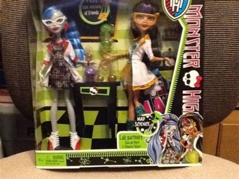Monster High Mad Science Lab Partners Cleo And Ghoulia 1544421503