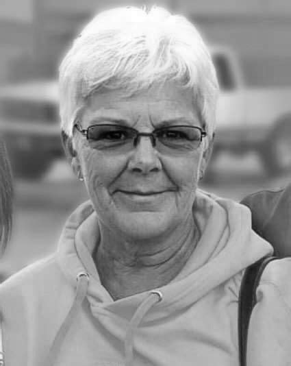 Carol Ericksons Instagram Twitter And Facebook On Idcrawl