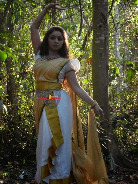Deepthi Vidhu Prathap Latest Cute Working Stills From Nangeli Music