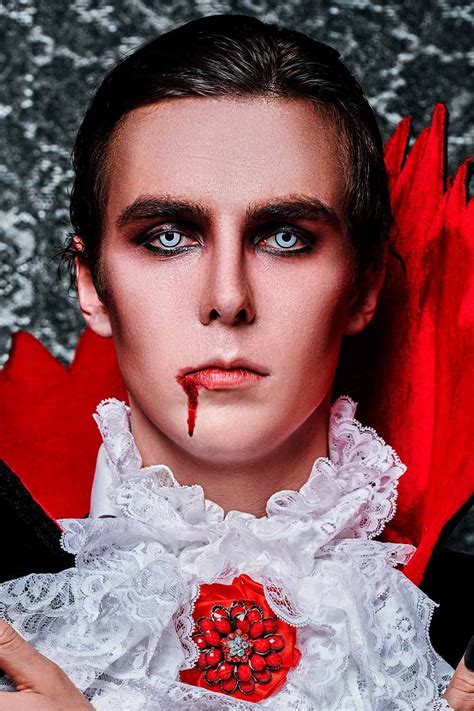 29 Spine Chilling Halloween Makeup Ideas For Men Vampire Makeup Mens