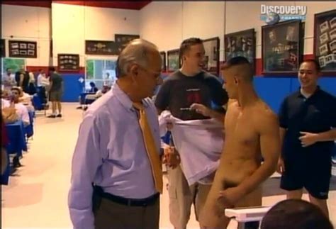 A Guy Get Naked On Discovery Channel ThisVid