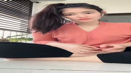 Aulia Rahma Lubis Live Tiktok