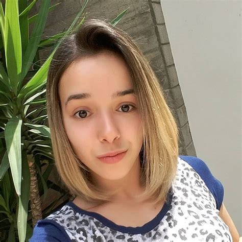 21 Cute Medium Length Bob Hairstyles Shoulder Length Haircut Ideas PoP Haircuts