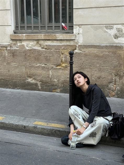 “그리고 시차에 조금 시달린 나”…노윤서 여름 거리 위→멍한 표정 일상