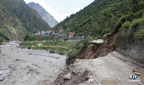 Floods Cut Off Nepalchina Border Road Khabarhub