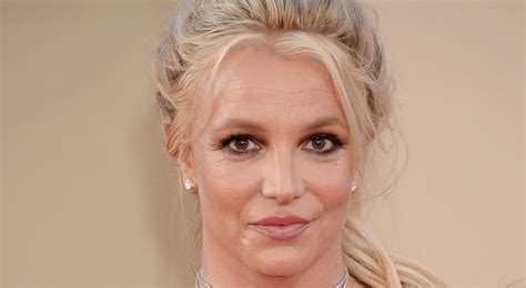 Video Britney Spears Gruseliger Messertanz Weekend At