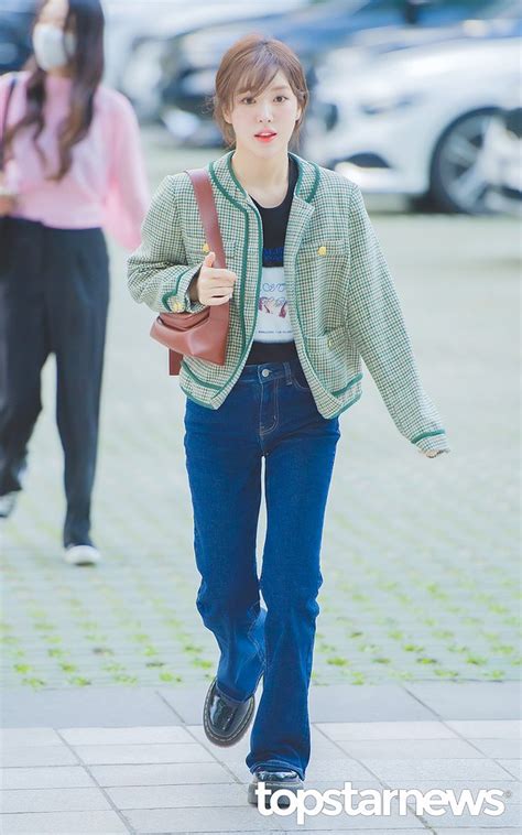 [hd포토] 레드벨벳 웬디 어느새 가을가을해진 분위기 웬디의 영스트리트 출근길 네이트 연예