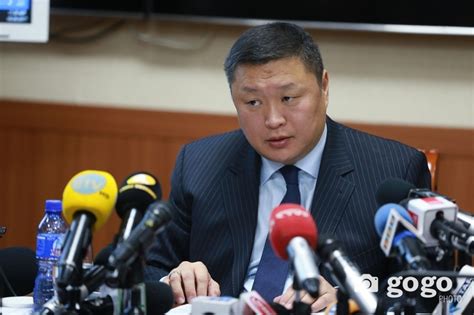 Б Хурц генерал цол авах боломжгүй хүн