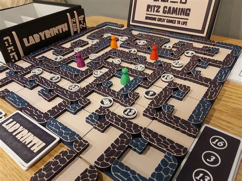 Labyrinth Board Game Bookcase Edition By Ritz Makerworld Download