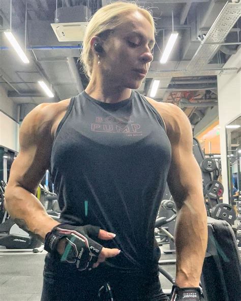 Larisa Savelyeva Laurastrix