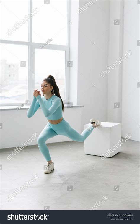 Female Athlete Doing Box Step Ups Stock Photo 2145868287 Shutterstock