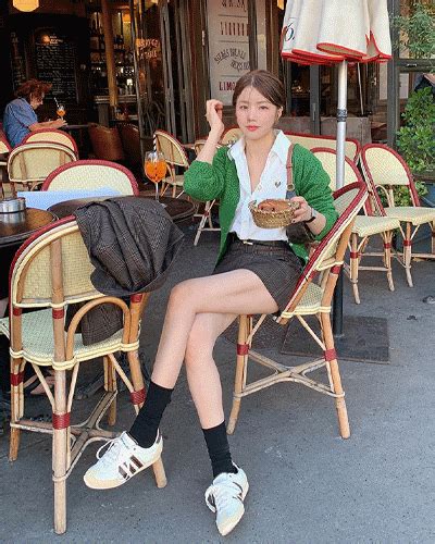 모던로브 나나 크롭 가디건 울43 위시버킷