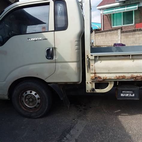 봉고3적재함문짝 포터2적재함문짝 화물차적재함 트럭적재함 중고적재함 자동차문짝 봉고3적재함 포터2적재함 중고차문 화물차문 자동차문