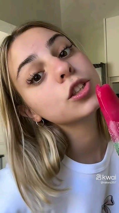 Loira Muito Gata Chupando Youtube