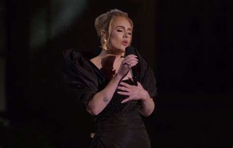 Adele Bans Unvaccinated Fans From Attending Her Upcoming Concerts