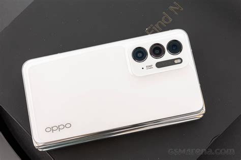Oppo Find N Hands On Review Design And Handling