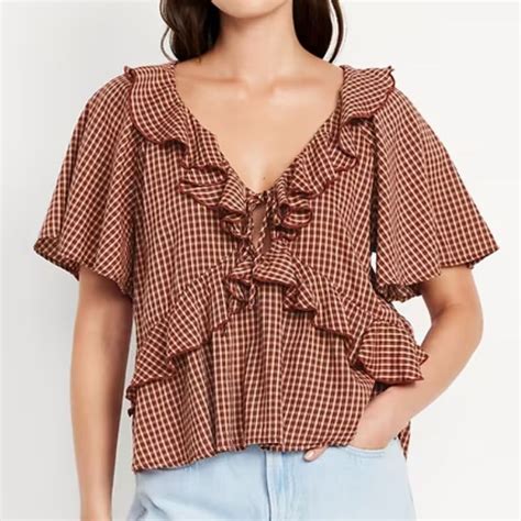 Old Navys Fall Collection Looks Way More Expensive Than It Is