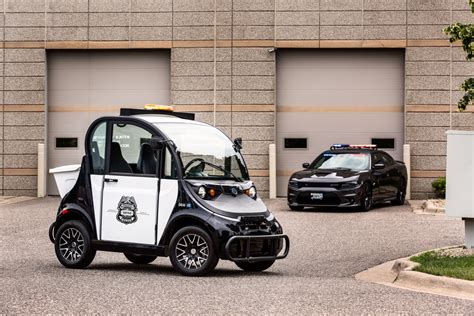 Small Electric Car Two Seater Electric Car Compact Gem E2