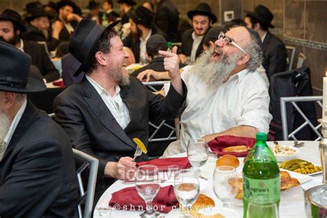 Community Joins Menachem Moskowitz To Celebrate His Recovery
