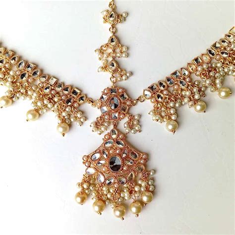 Matha Patti Alita Accessories