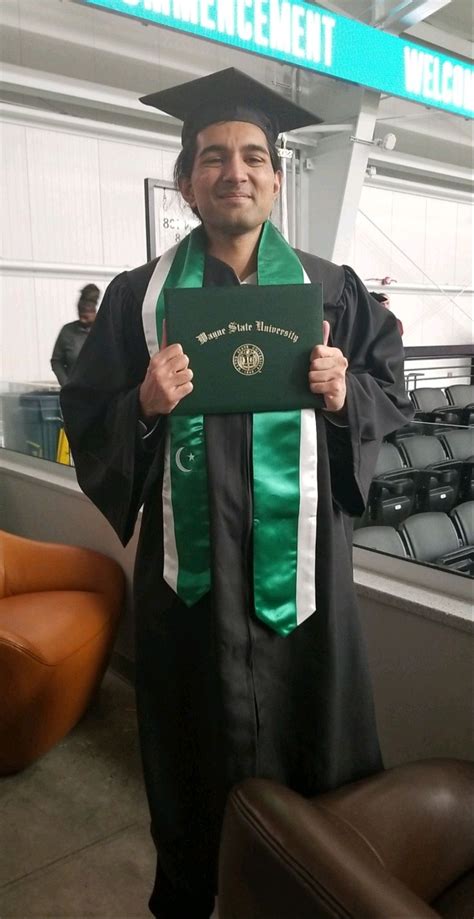 Muneeb Khan On Linkedin Finally Graduated With My Bachelors In Computer Science 16 Comments