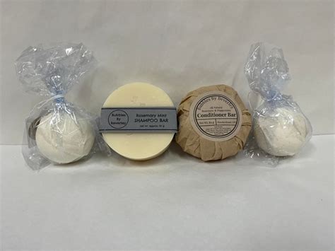 On The Sixth Day Of Christmas Hewitts Farm Market