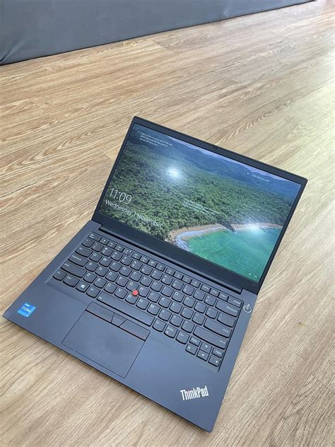 SG Lenovo Thinkpad E Gen VOZ