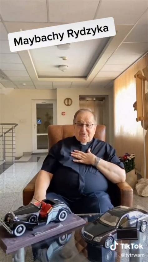 Ojciec Rydzyk Pokazał Swoje Słynne Maybachy