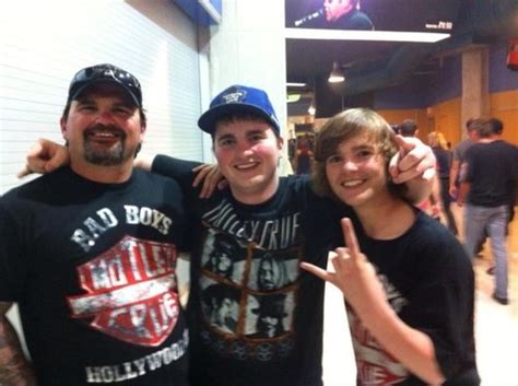 Clint Saunders Clintsaunders93 Twitter