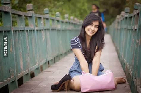 Indonesian Girls Hot Photos Hot Desi Girls Pictures And Wallpapers