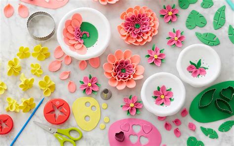 How To Make Fondant Flowers Wiltons Baking Blog Baking Recipes
