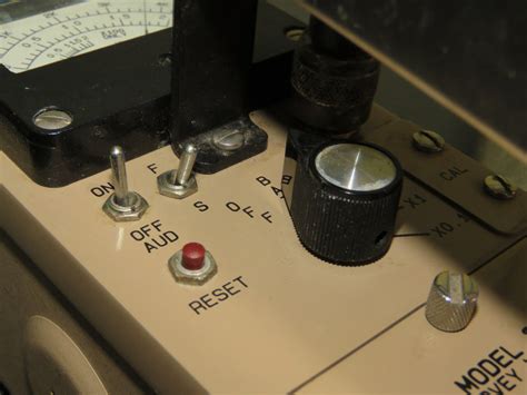 2 Ludlum Measurements Inc Model 3 Survey Meter Geiger Counter 44 1 Express Lab Werks Llc