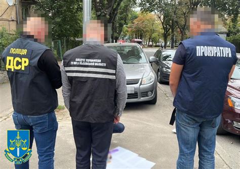 Чергову злочинну схему переправлення ухилянтів за кордон викрито на Львівщині ФОТО Магнолія ТВ